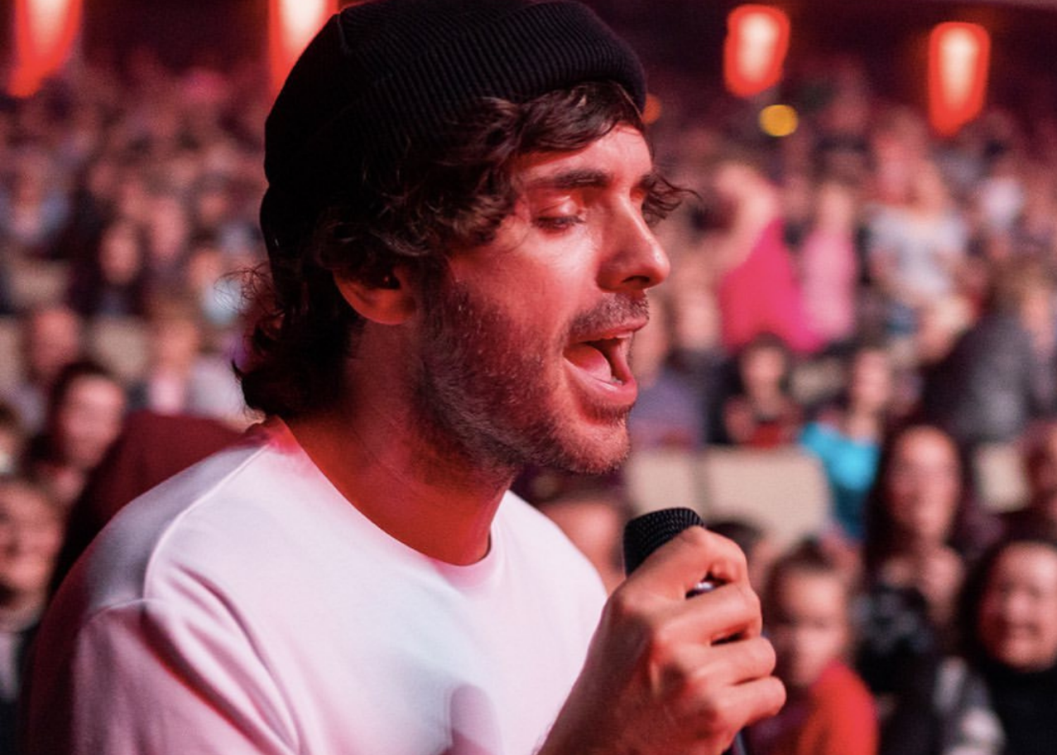 Alex Nevsky lance une nouvelle chanson, la première depuis 2019