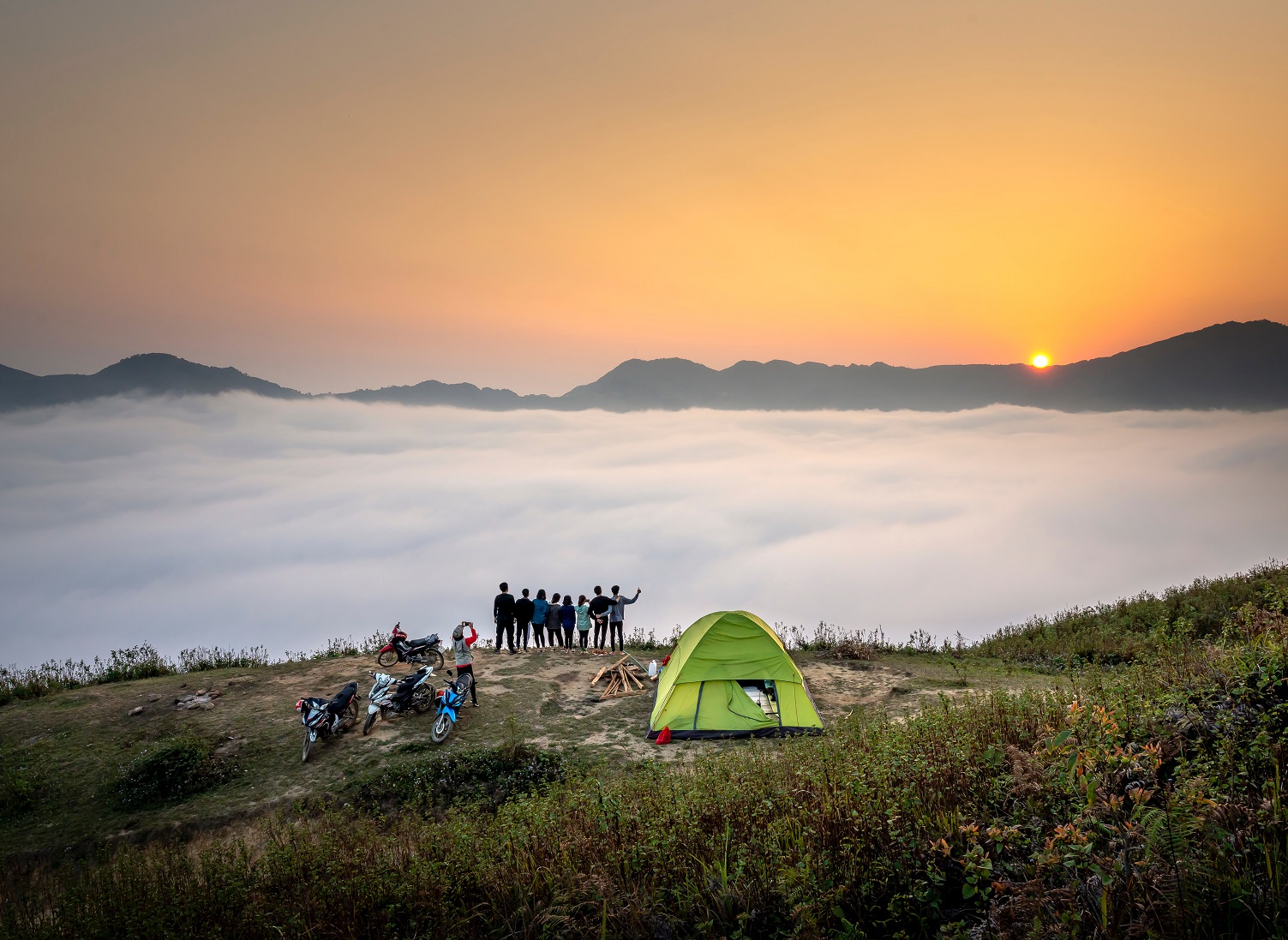 Des idées de jeux autour d'un feu de camp