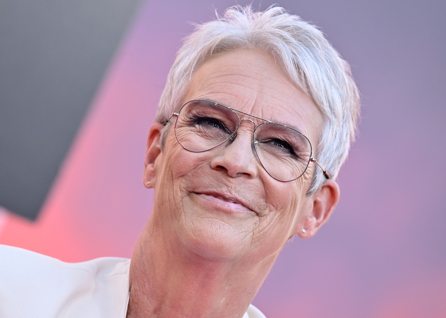 Jamie Lee Curtis est sublime en maillot sur les réseaux sociaux