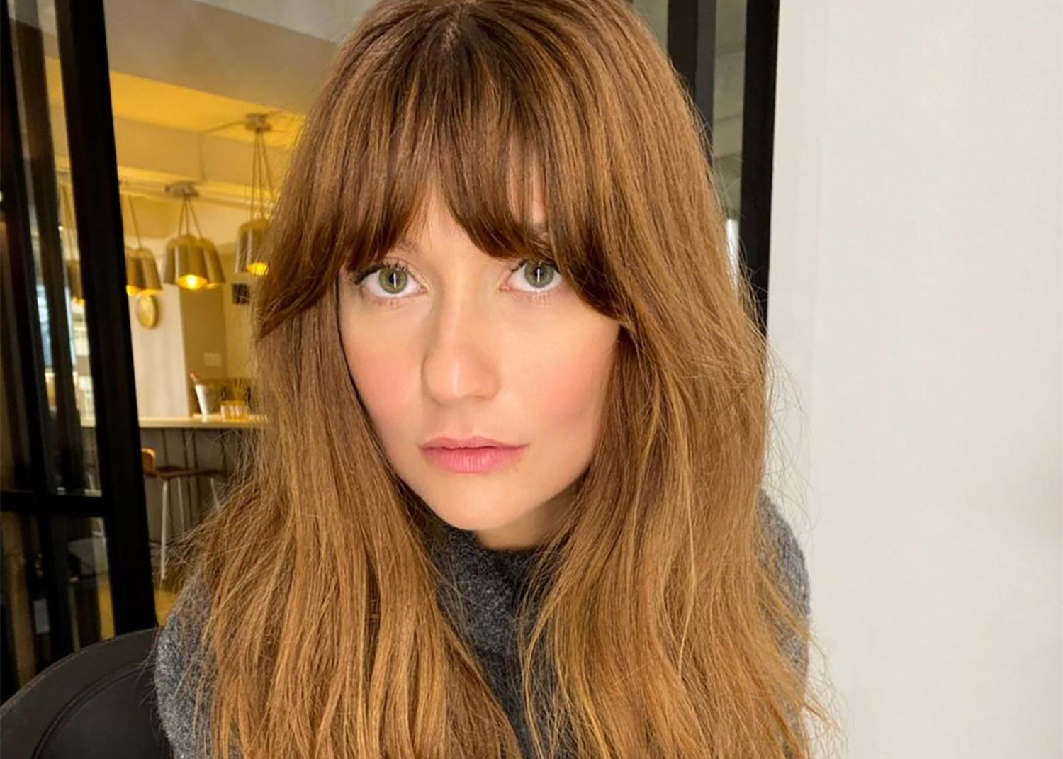 Photo: Katherine Levac a invité sa maman à la première du film 23 décembre