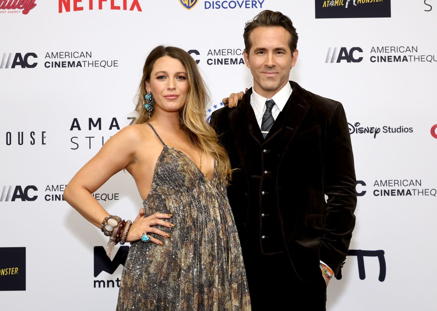 Attendez de voir ces photos: Blake Lively enceinte de son 4e enfant sur ...