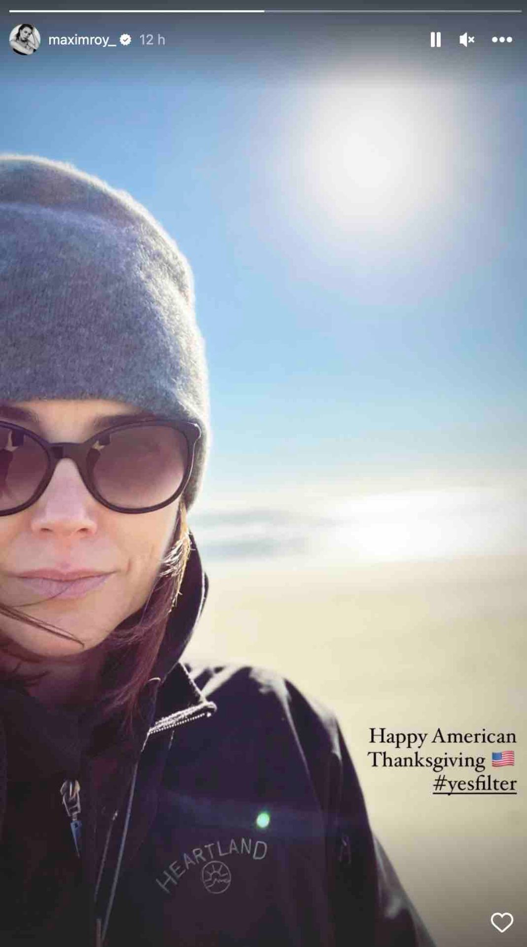 Maxim Roy partage une rare photo à la mer