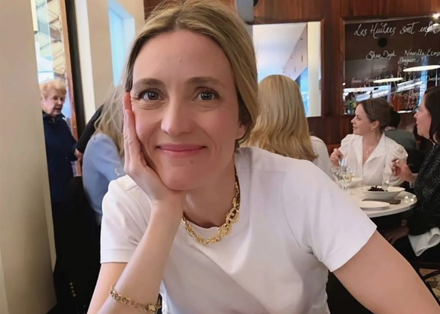 Evelyne Brochu nous fait craquer avec cette adorable photo avec son ...