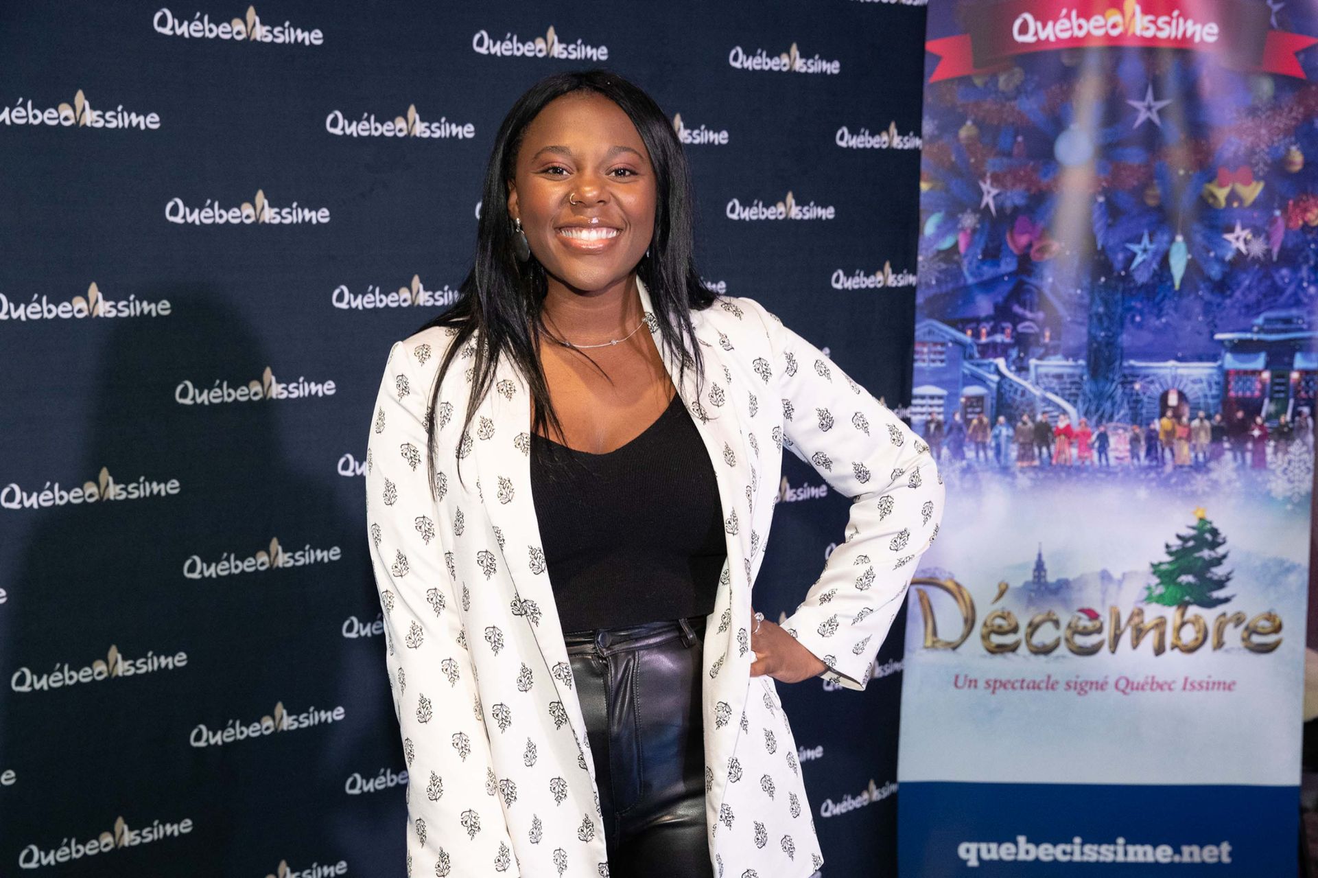 Décembre: Voyez les stars défiler sur le tapis rouge du spectacle de Noël!