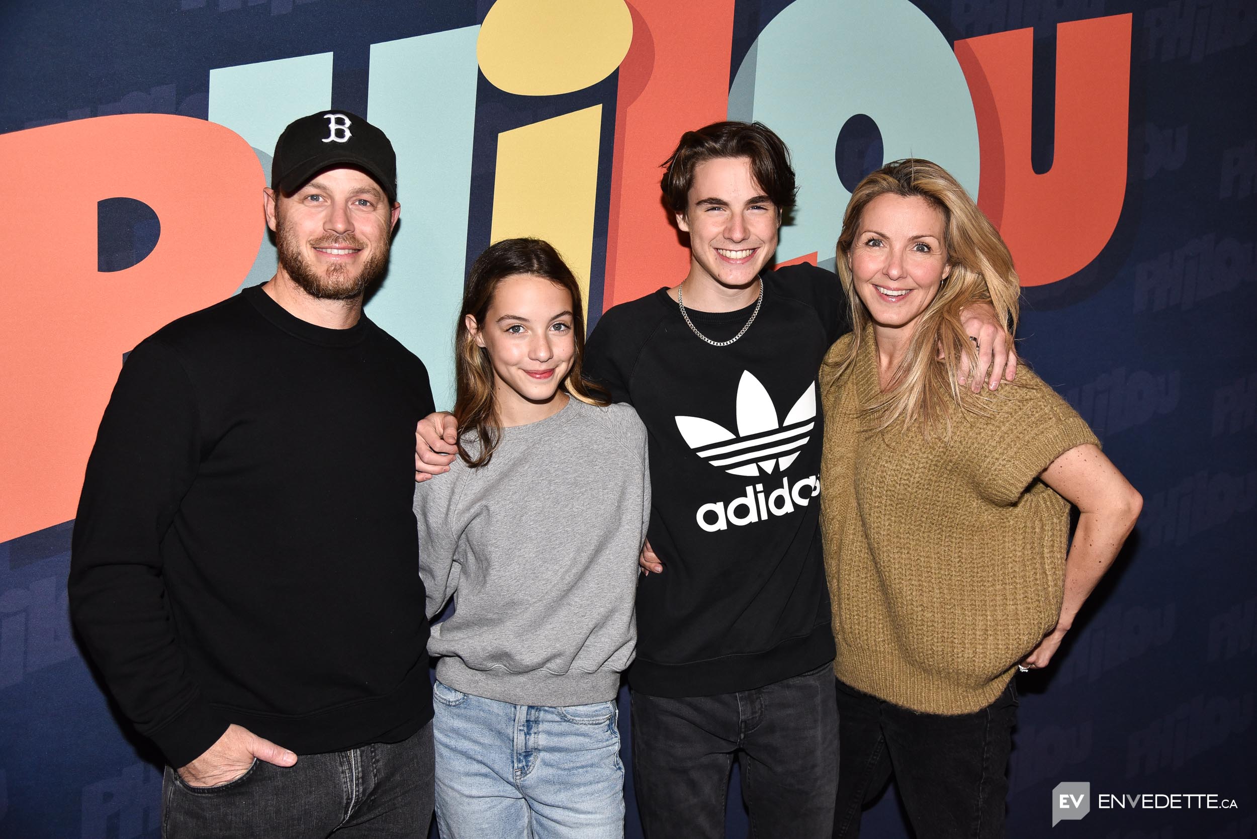 Philou: Un tapis rouge survolté pour la première du 2e one-man-show de ...