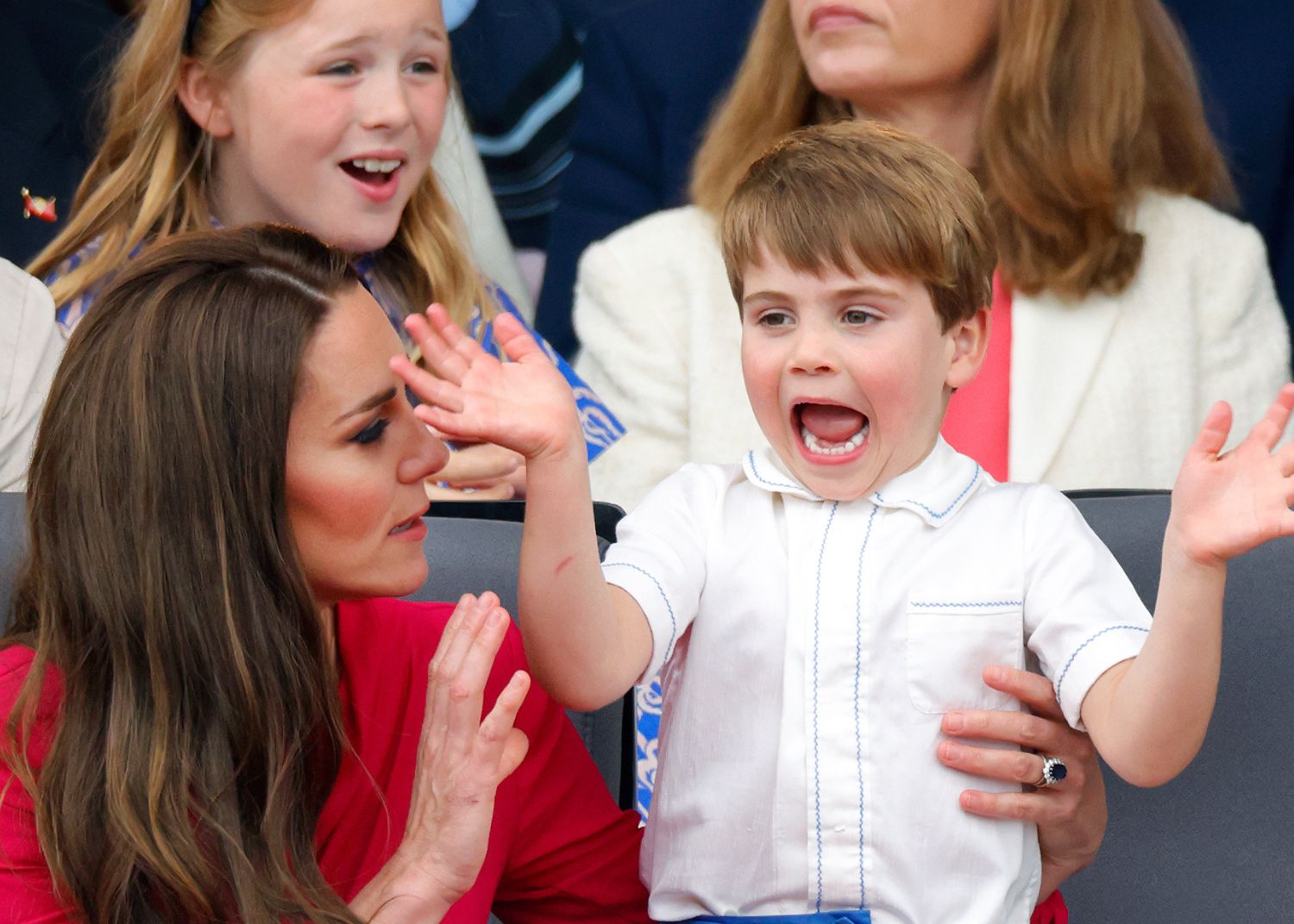 8 photos comiques du prince Louis à la parade du jubilé