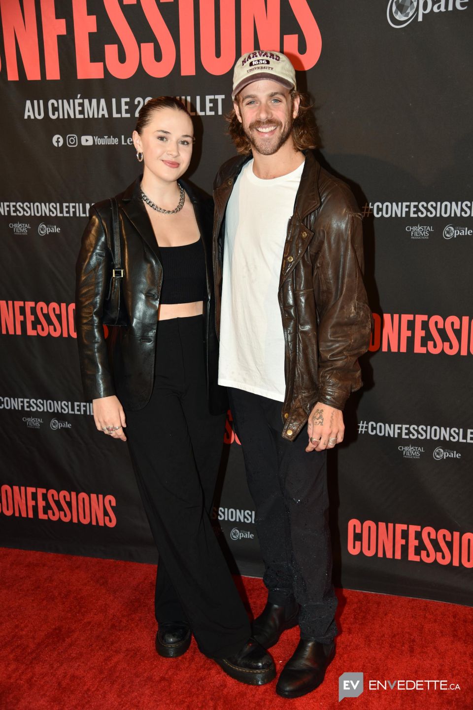 15 adorables photos d'Emi Chicoine et son amoureux connu