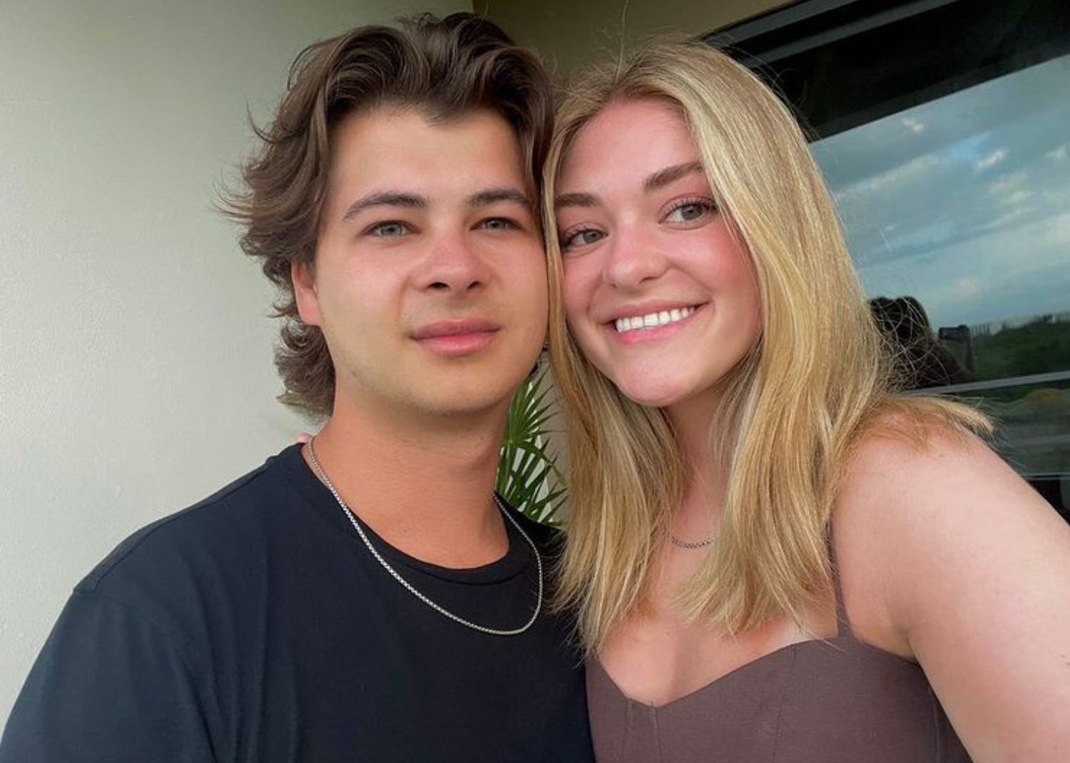 Stella Dupré célèbre 2 ans d’amour avec son chum... dans une bulle!