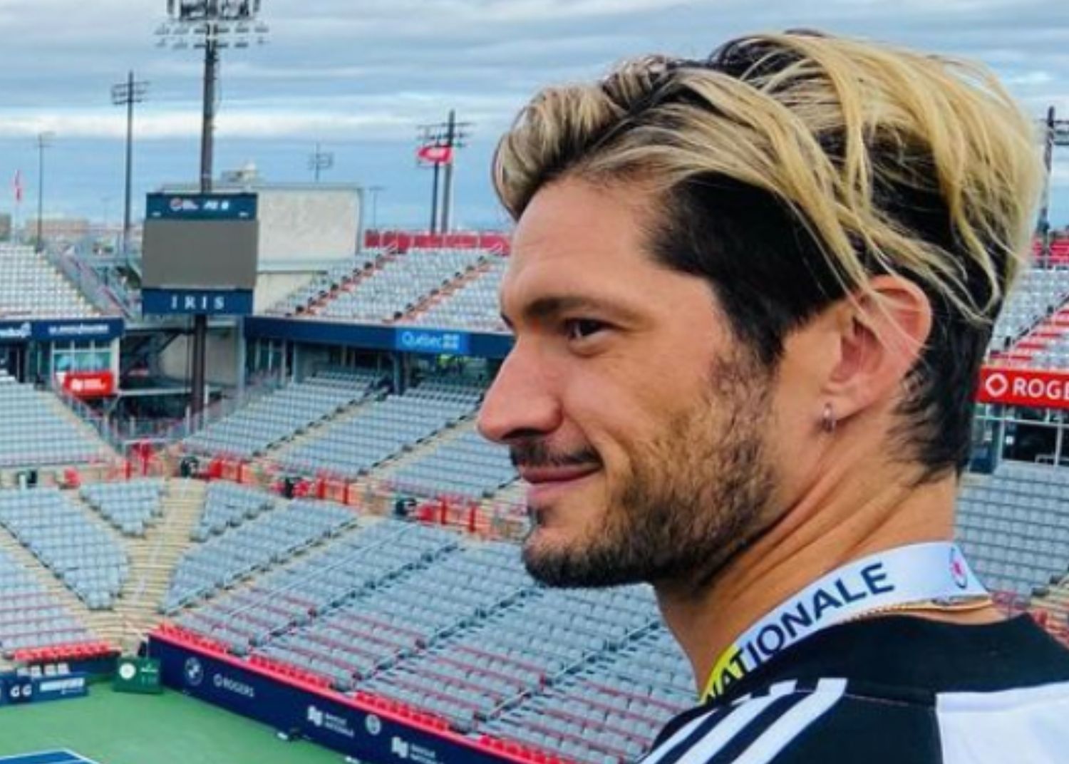 Voyez comme Éric Bruneau est envoûtant sur ces nouvelles photos en noir et blanc