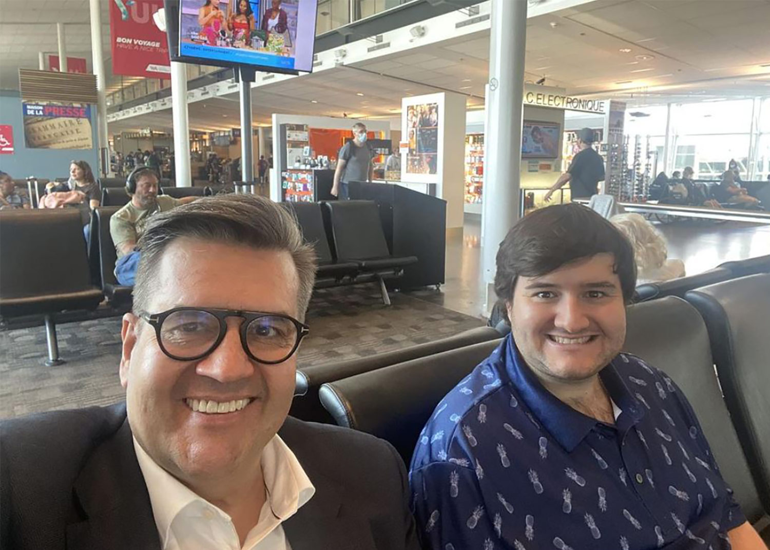 Denis Coderre partage de magnifiques photos du mariage de son fils