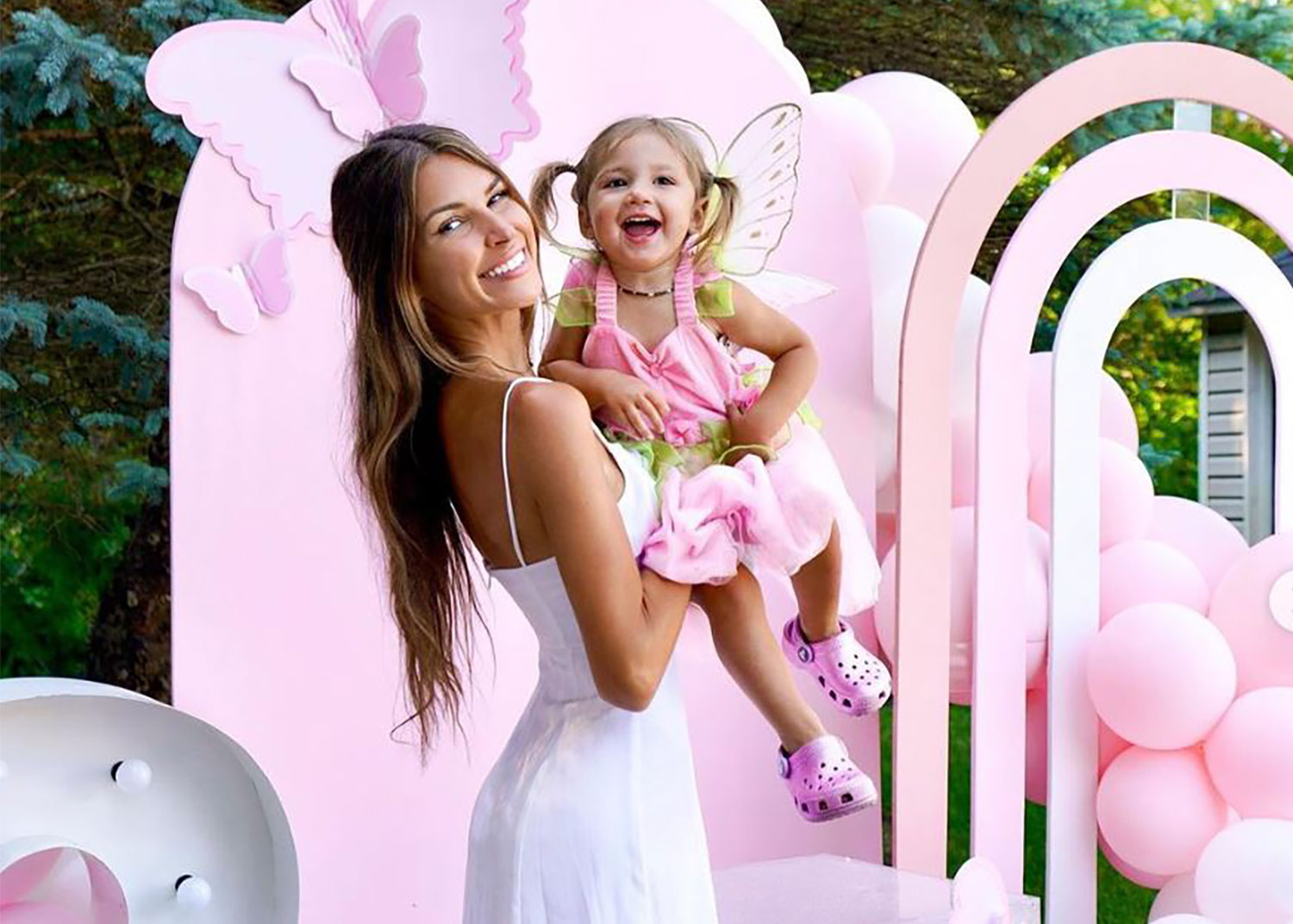 Elisabeth Rioux partage une première photo de couple avec son nouveau chum