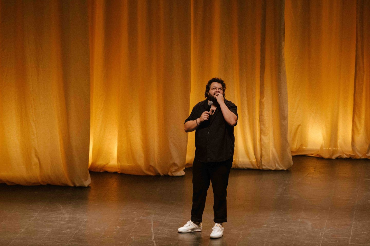 Matthieu Pepper fait sensation à la première de son one-man show