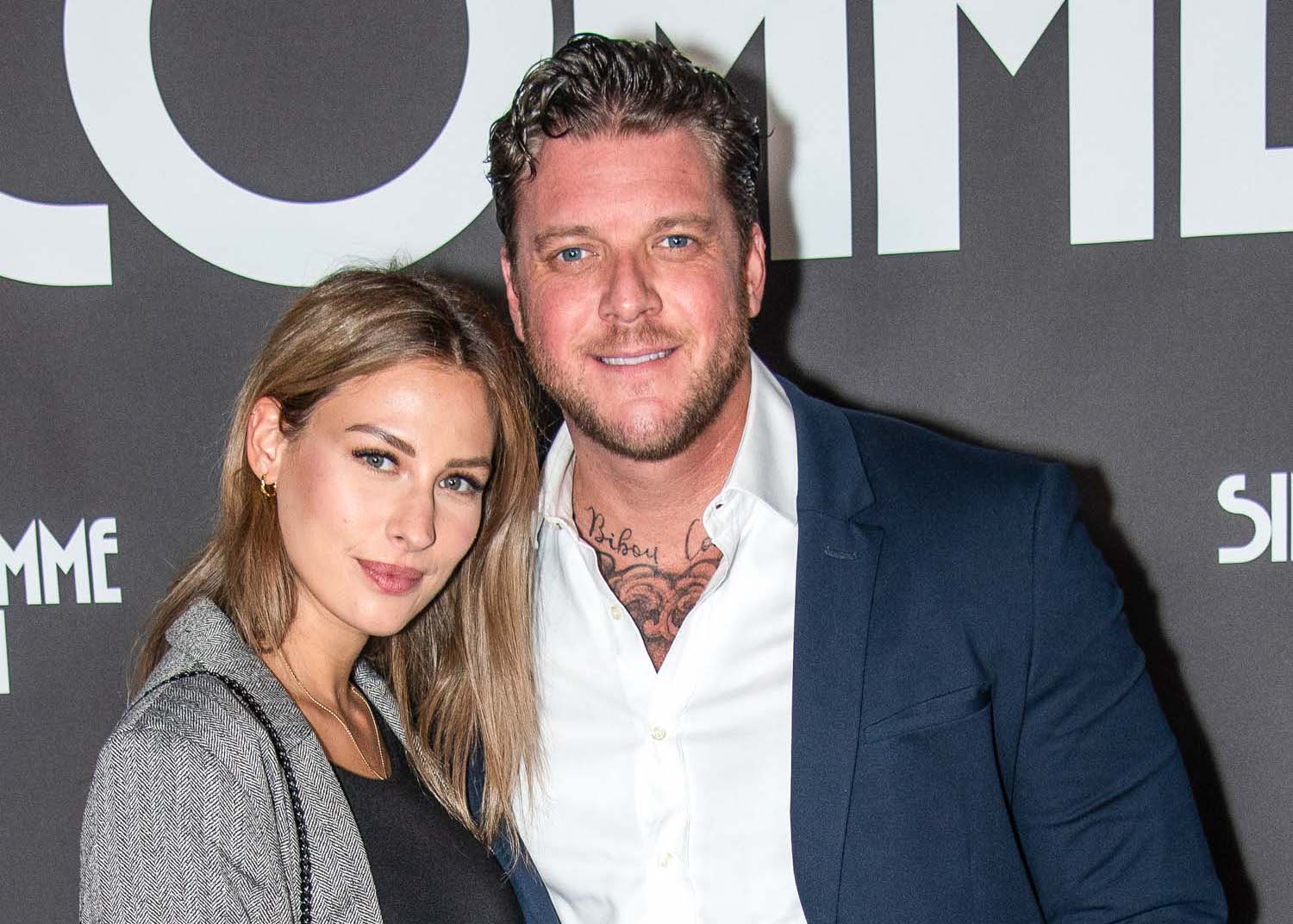 Mathieu Baron et sa blonde s'offrent un shower de rêve, voyez les images