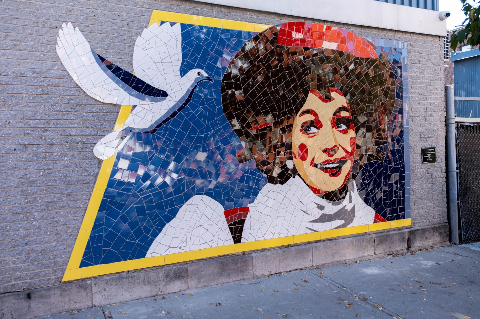 Une nouvelle murale avec Fanfreluche voit le jour à Montréal