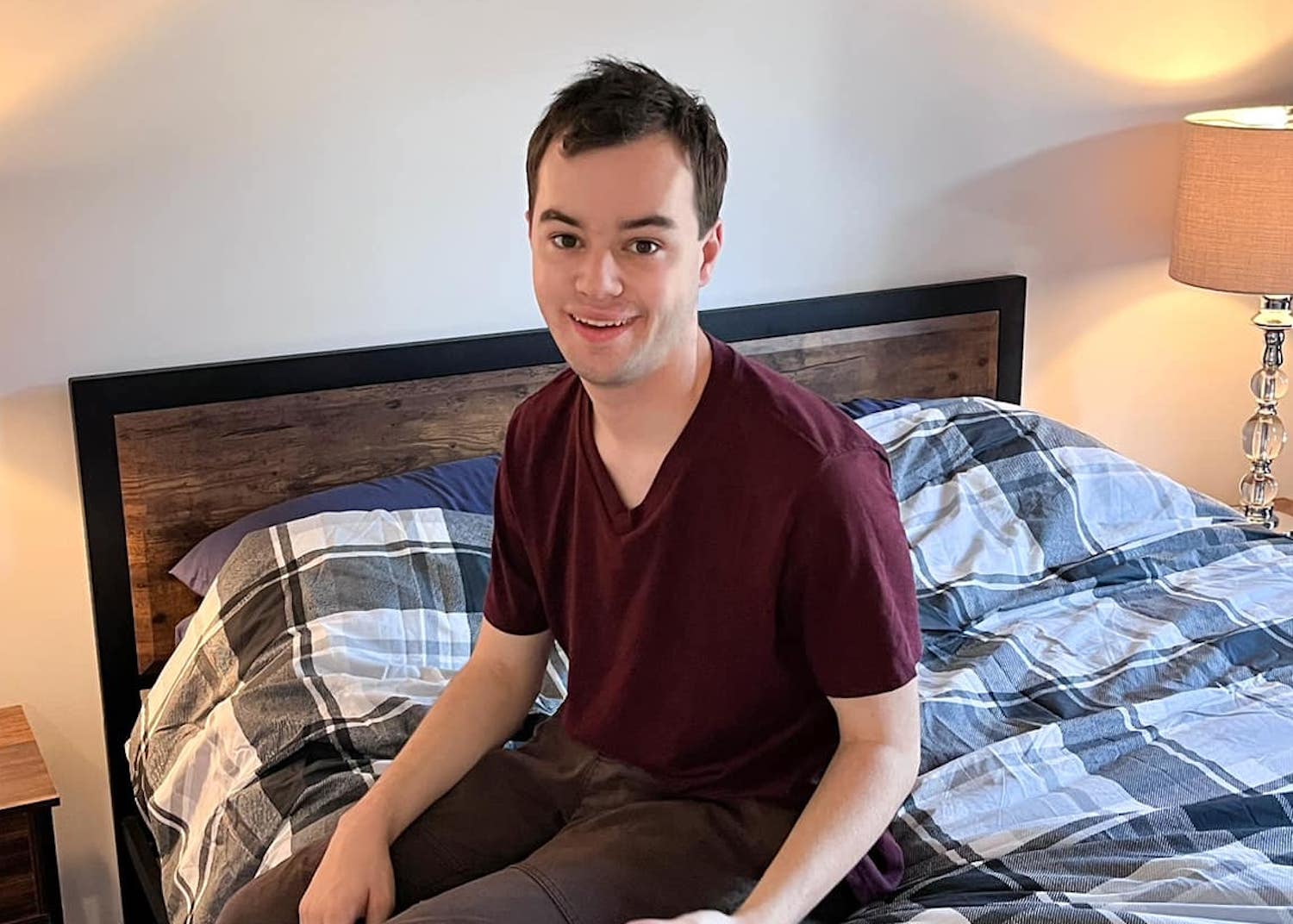 Benjamin Gratton nous présente son coloc!