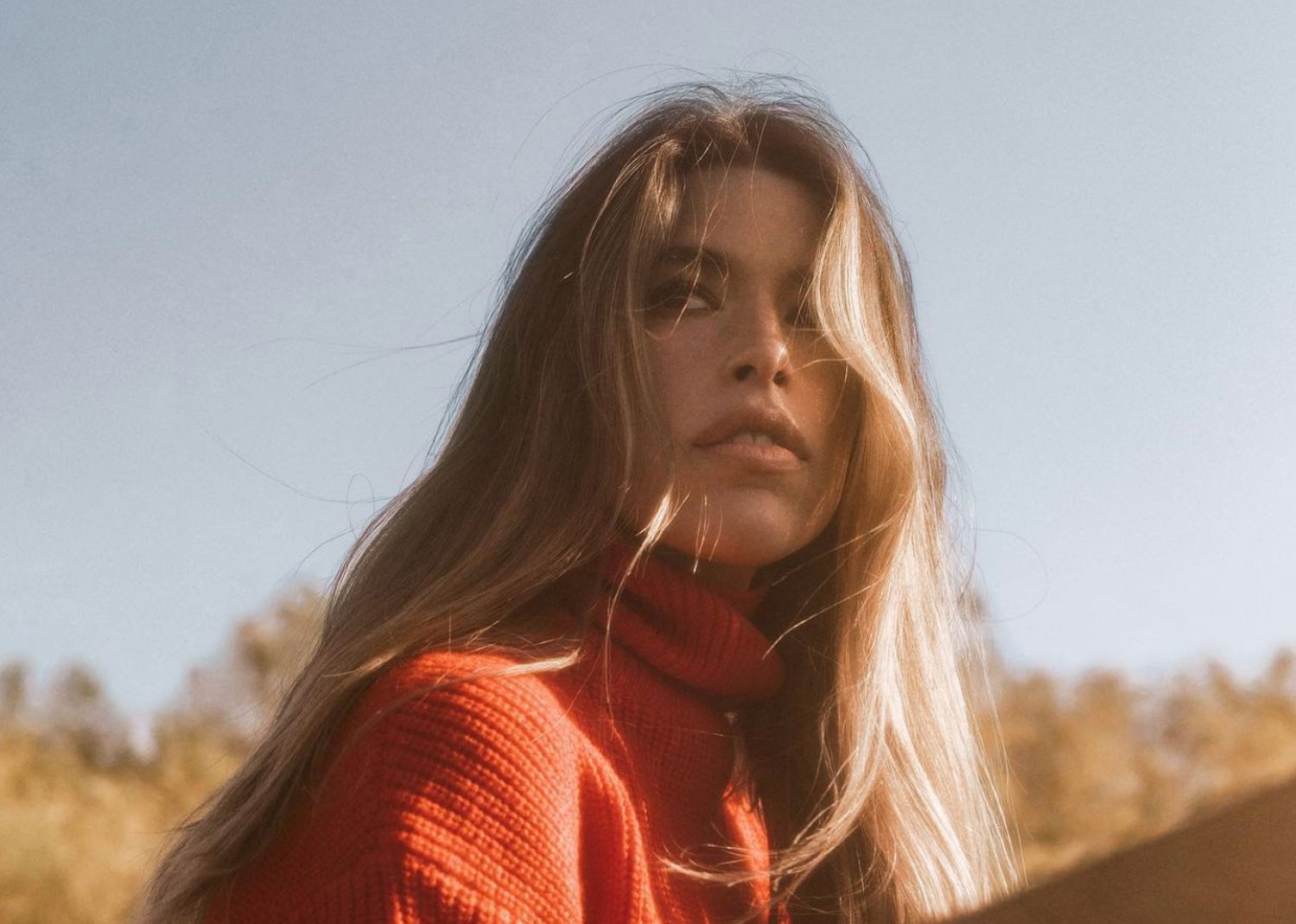 Marilou chante en pleine nature pour un clip extraordinaire!