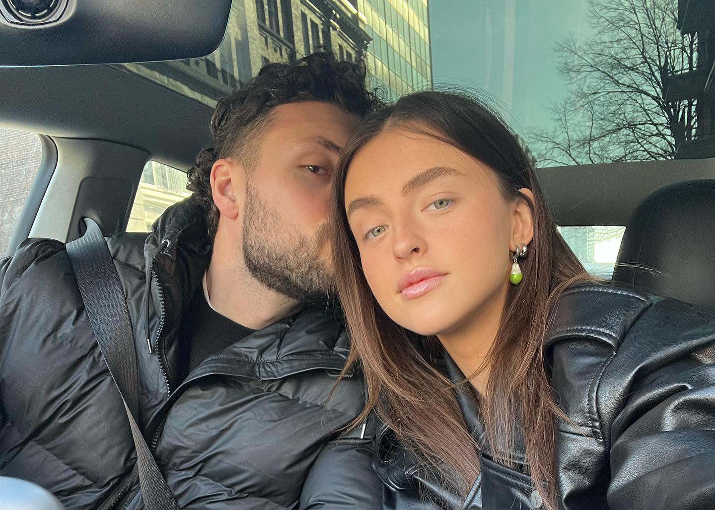 Alicia Moffet et Frédérick Robichaud se la coulent douce sur la plage