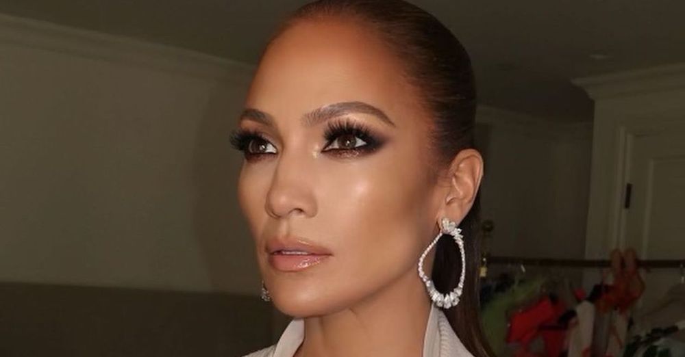 Jennifer Lopez révèle LE produit derrière son éternelle jeunesse