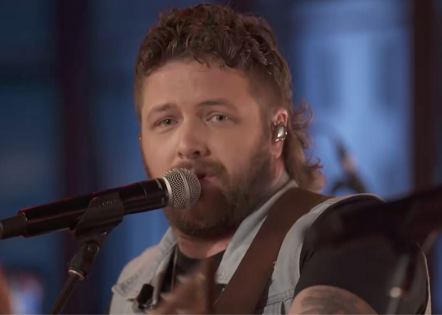 Matt Lang soulève la foule à la dernière de Je viens vers toi