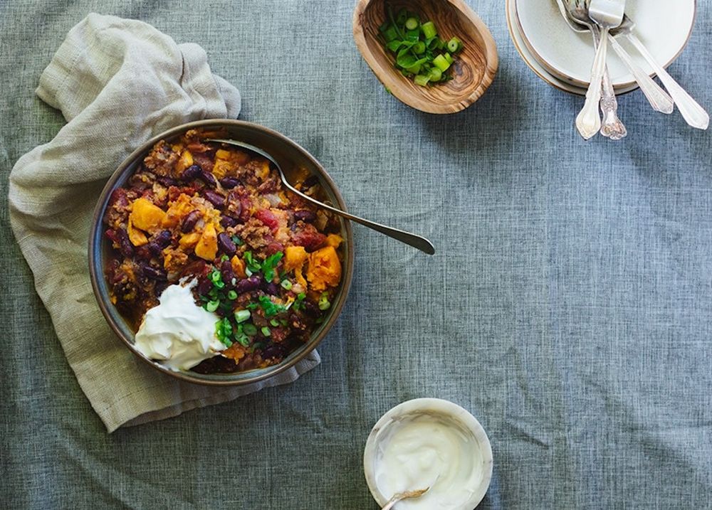 Chili patate douce et porc haché à la mijoteuse | Fraîchement Pressé