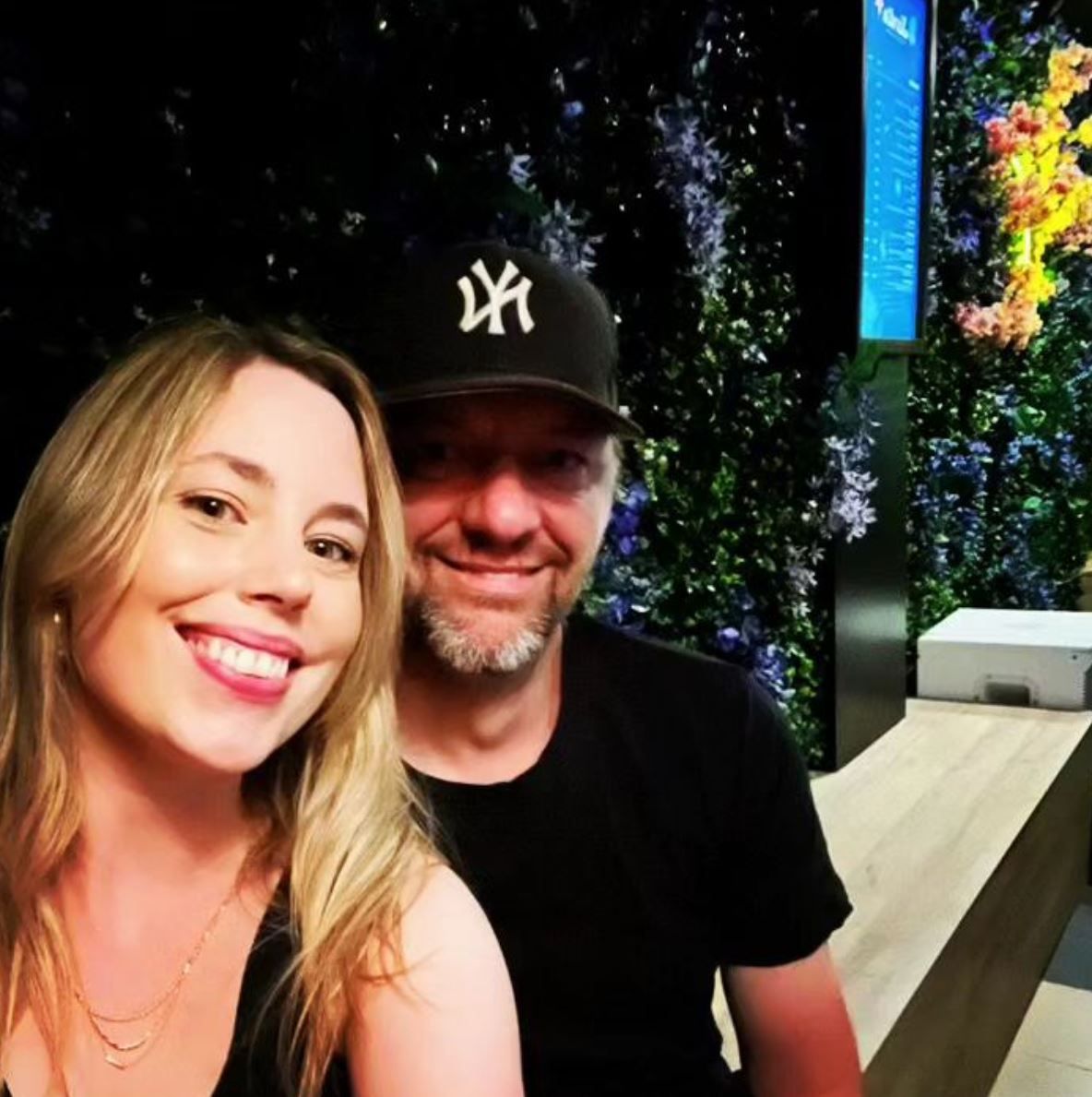 C'est ELLE, la nouvelle blonde de Hugo Giroux!