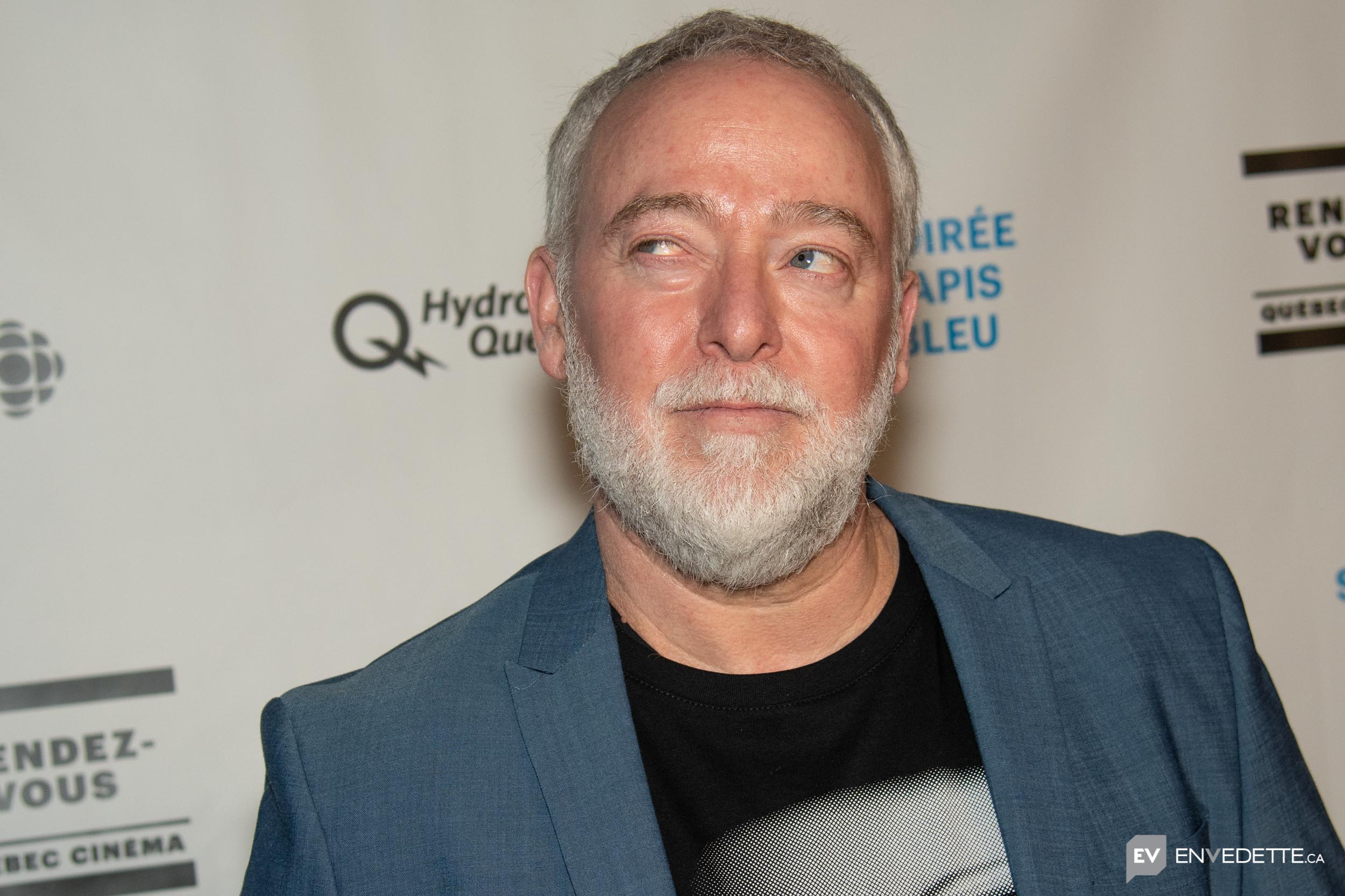 Dans une galaxieDans une galaxie près de chez vous: Tapis rouge ...