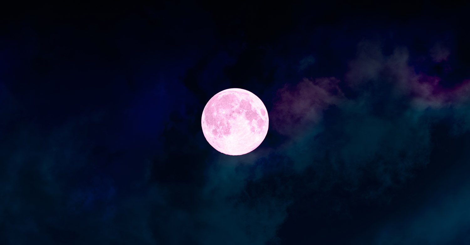 Pleine lune Rose 23 avril: une opportunité pour trouver l'amour