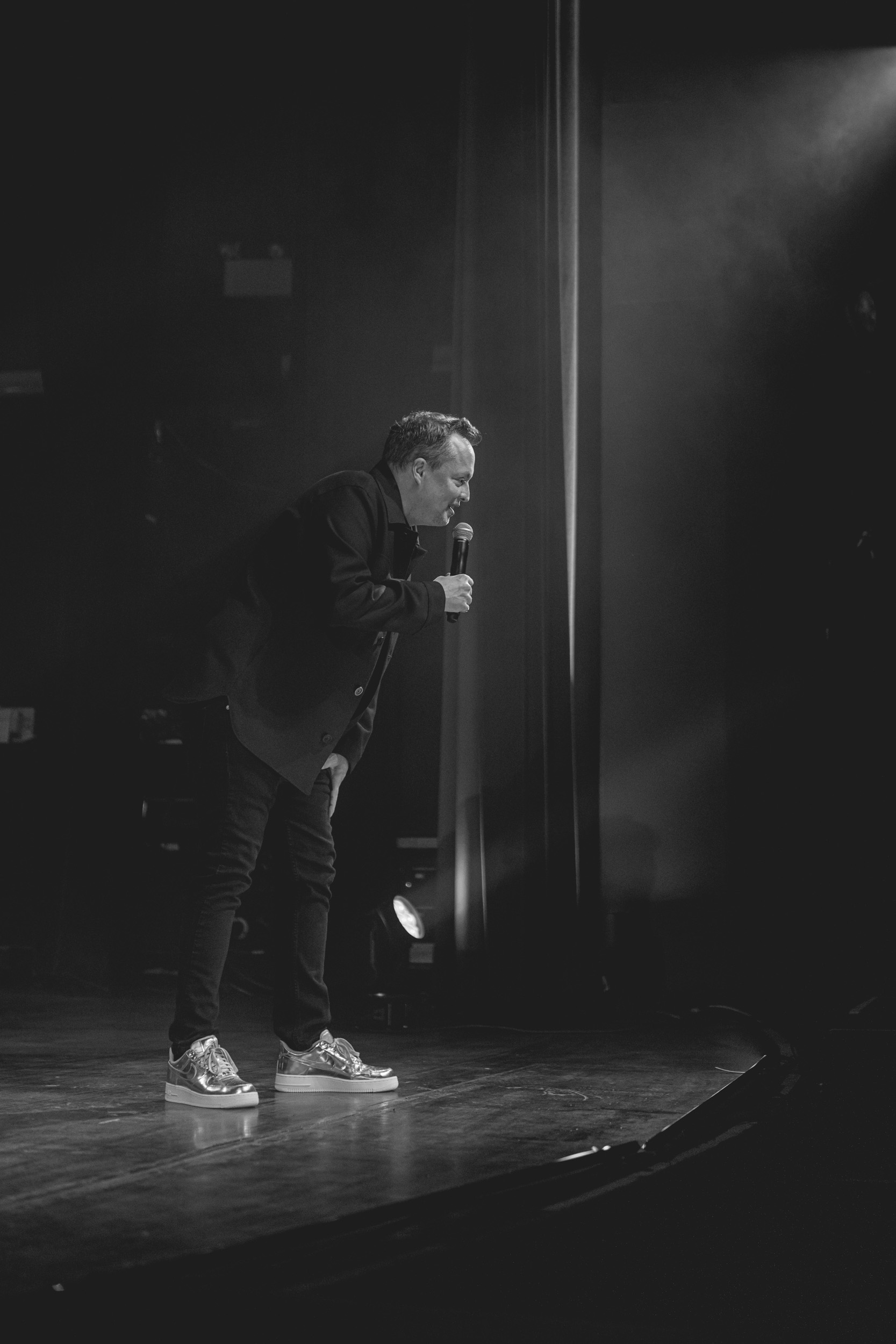 Découvrez les photos de la première de Modeste de Mike Ward!