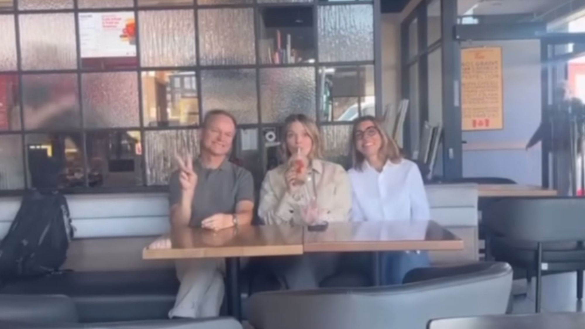 Sarah-Jeanne Labrosse nous présente ses parents