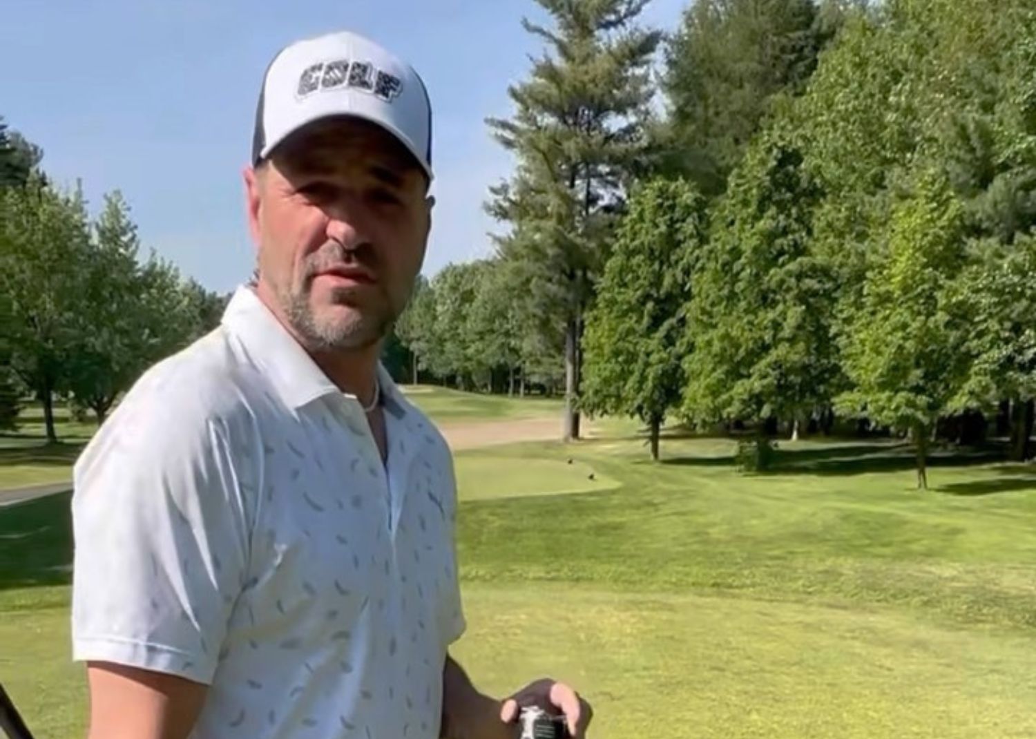 Marc Dupré dévoile ses prouesses au golf