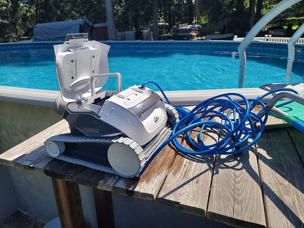 On a testé 12 robots de piscine: voici les 3 meilleurs