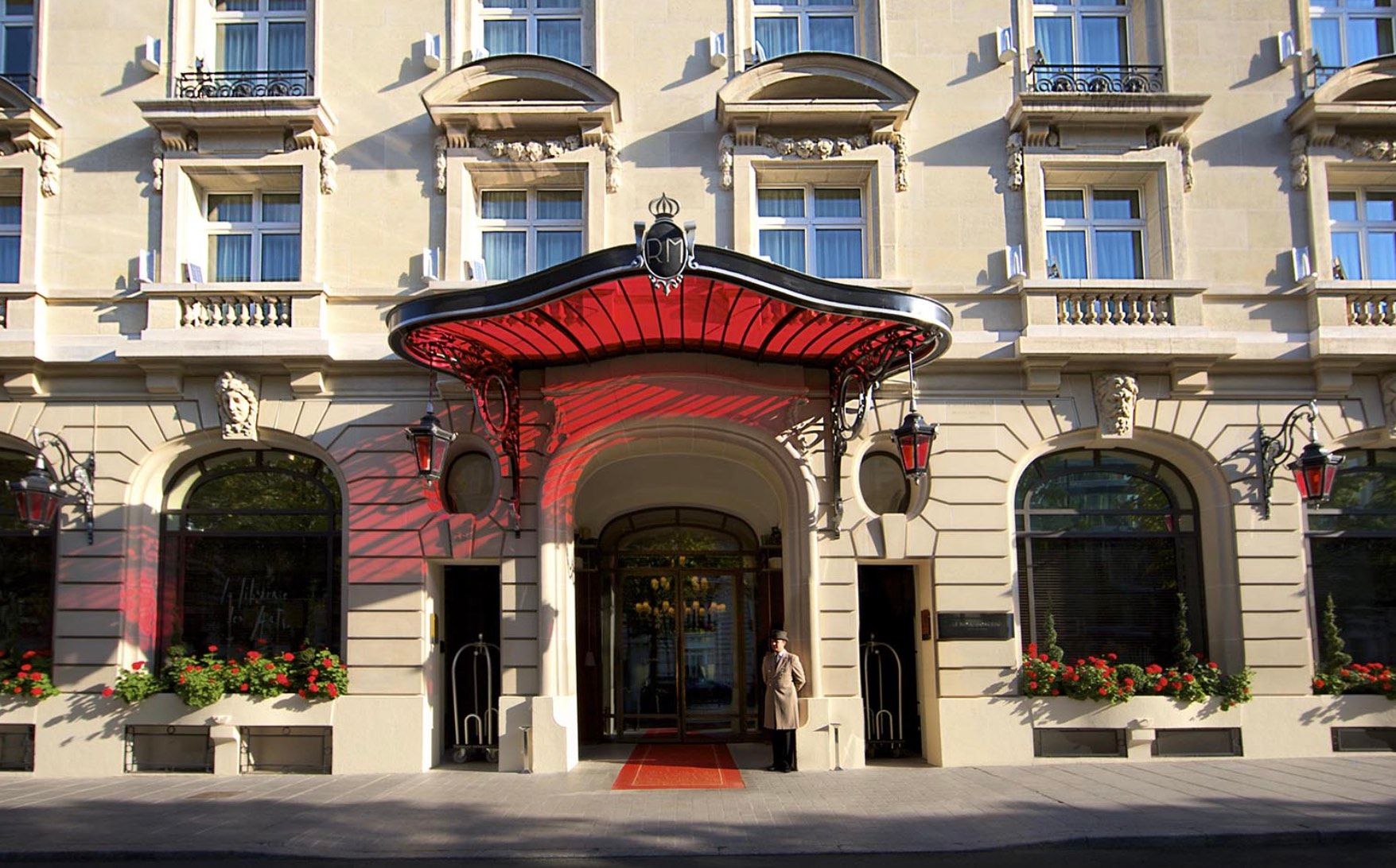 Céline Dion à Paris: voyez le magnifique hôtel où elle réside