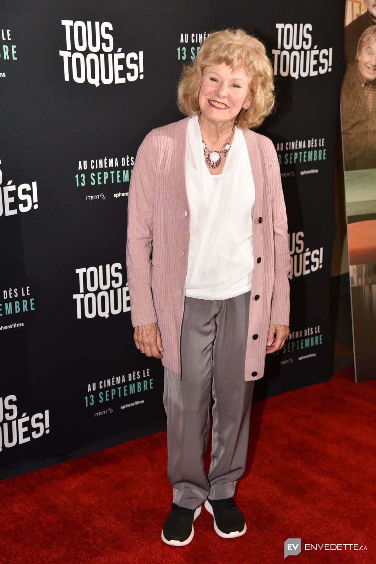 Tous toqués!: Voyez toutes les vedettes sur le tapis rouge de la grande ...