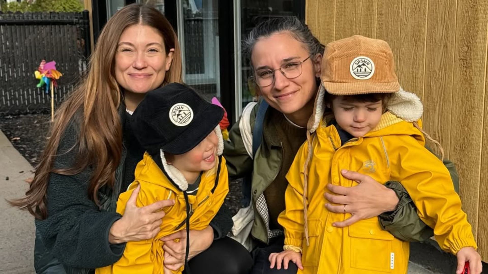 Écoutez le fils de Katherine Levac chanter Le roi lion avant le dodo
