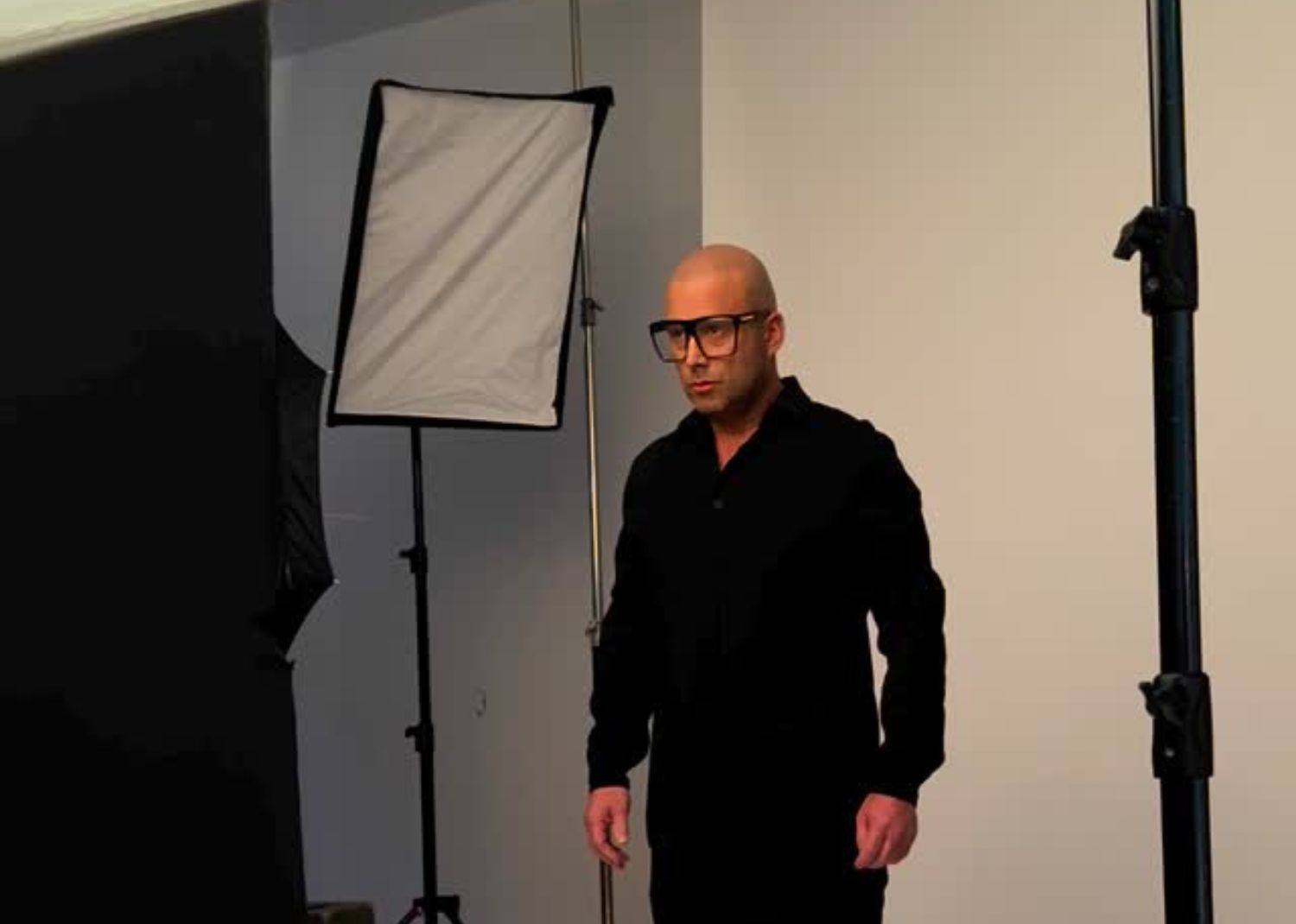 Daniel Corbin nous fait visiter le terrain de sa prochaine maison en ...