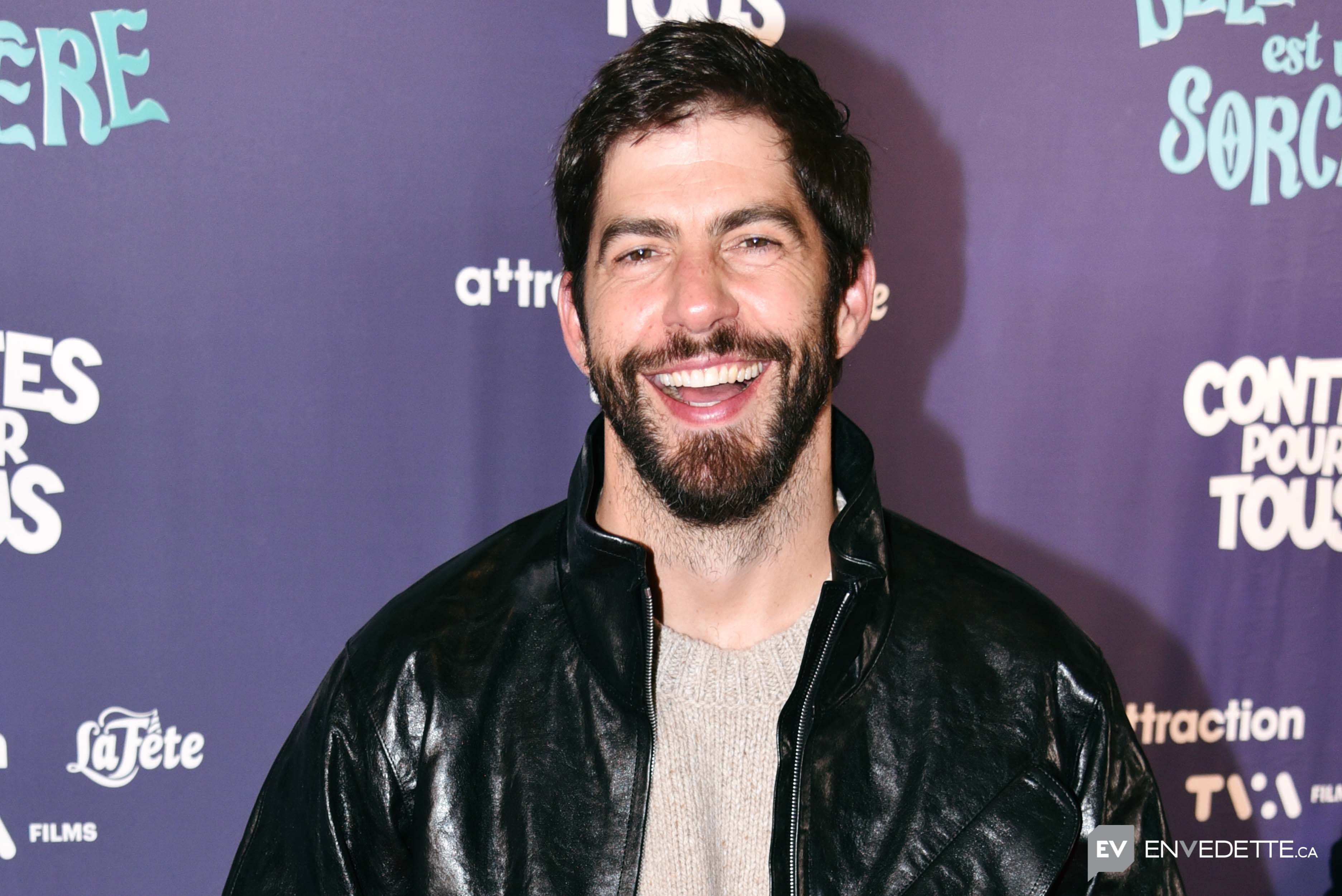 Pierre-Yves Cardinal et ses filles volent la vedette sur le tapis rouge