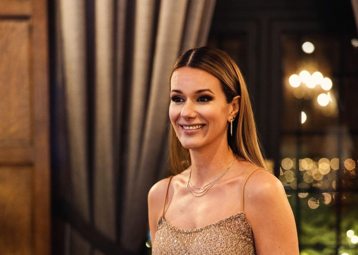 Monic Néron brille de mille feux aux côtés de son amoureux