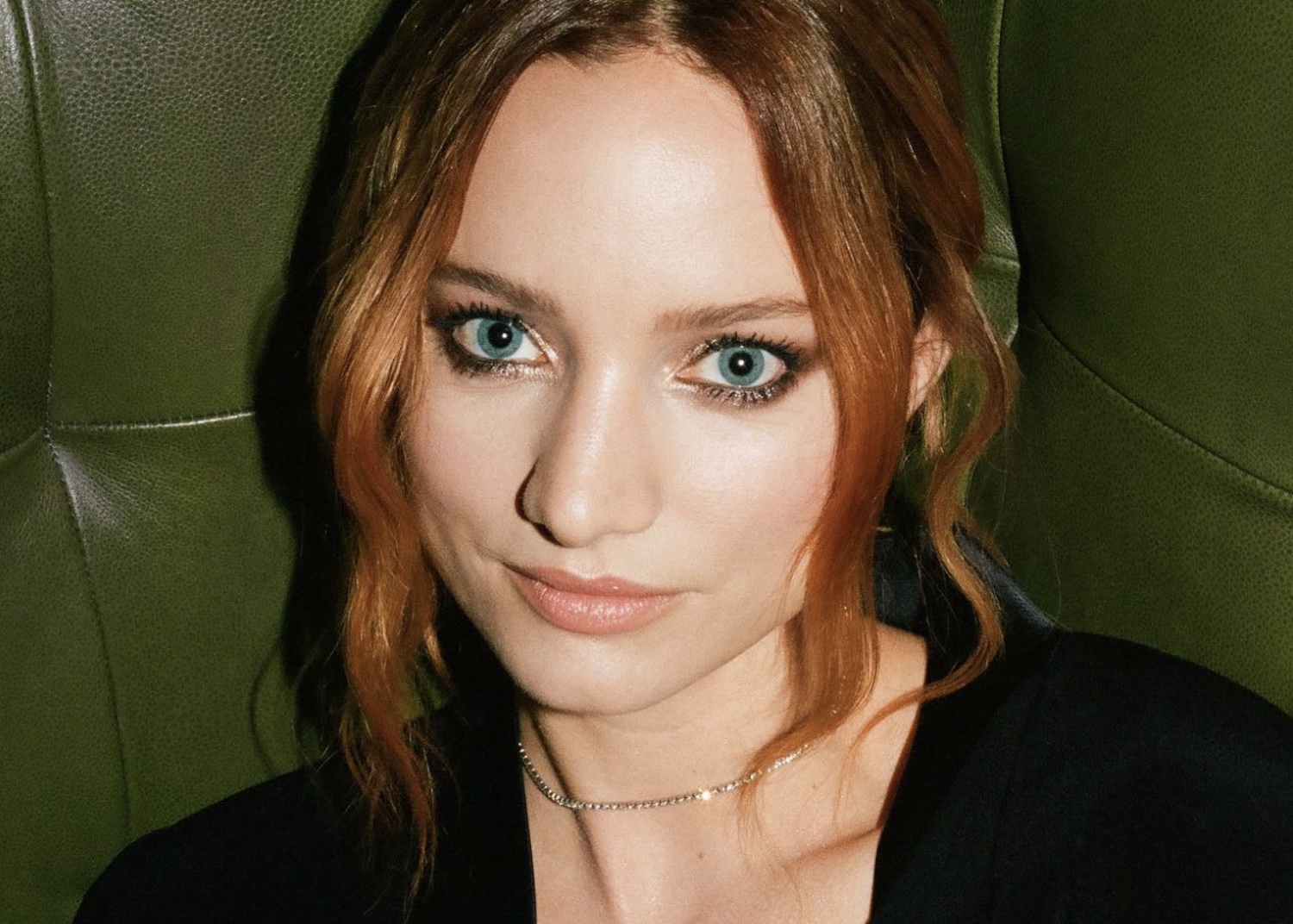 Laurence Leboeuf ose un look révélateur en couverture d’un magazine