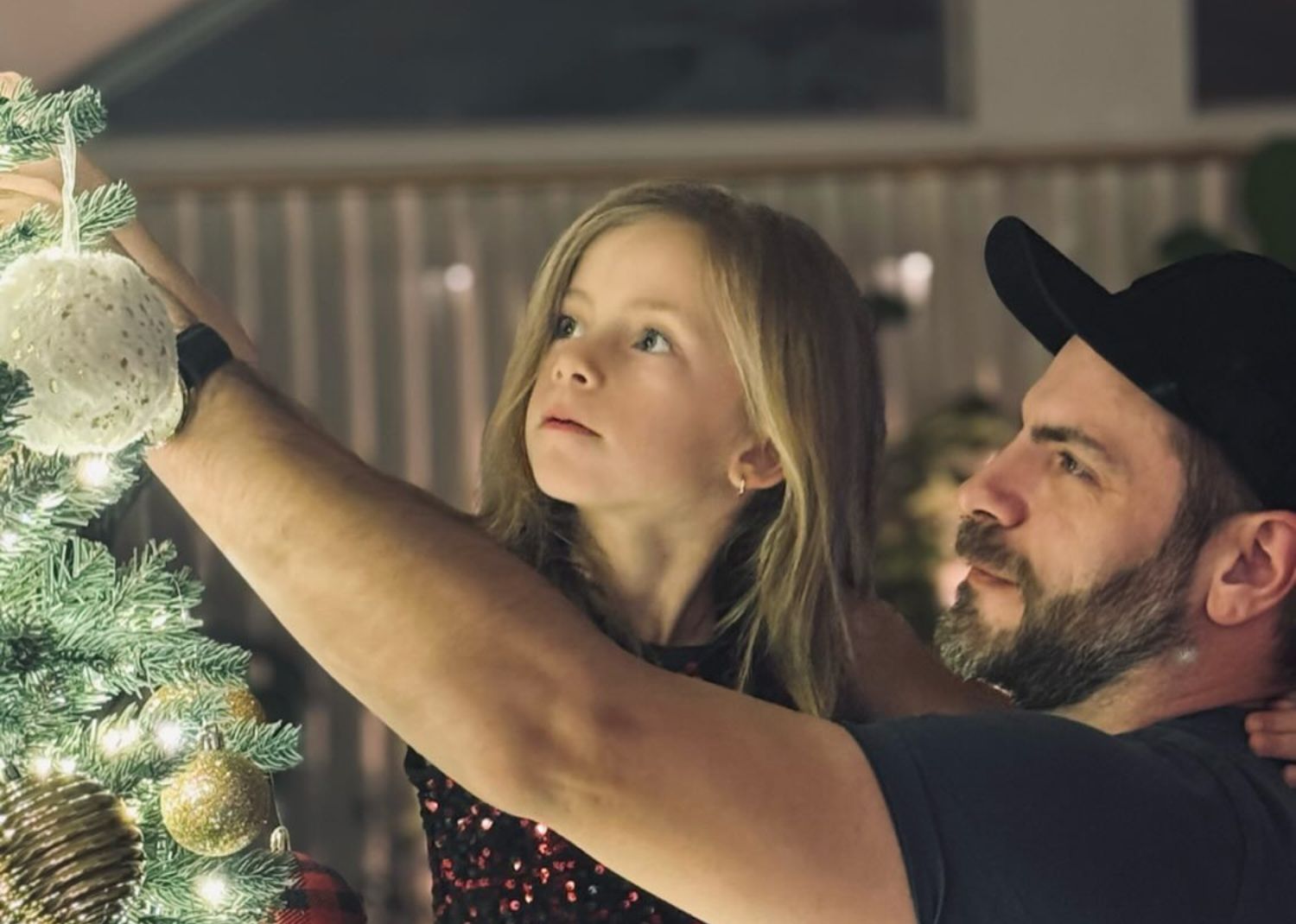 Ian St-Pierre publie une photo avec la fille de Marie-Mai, puis fait un ...