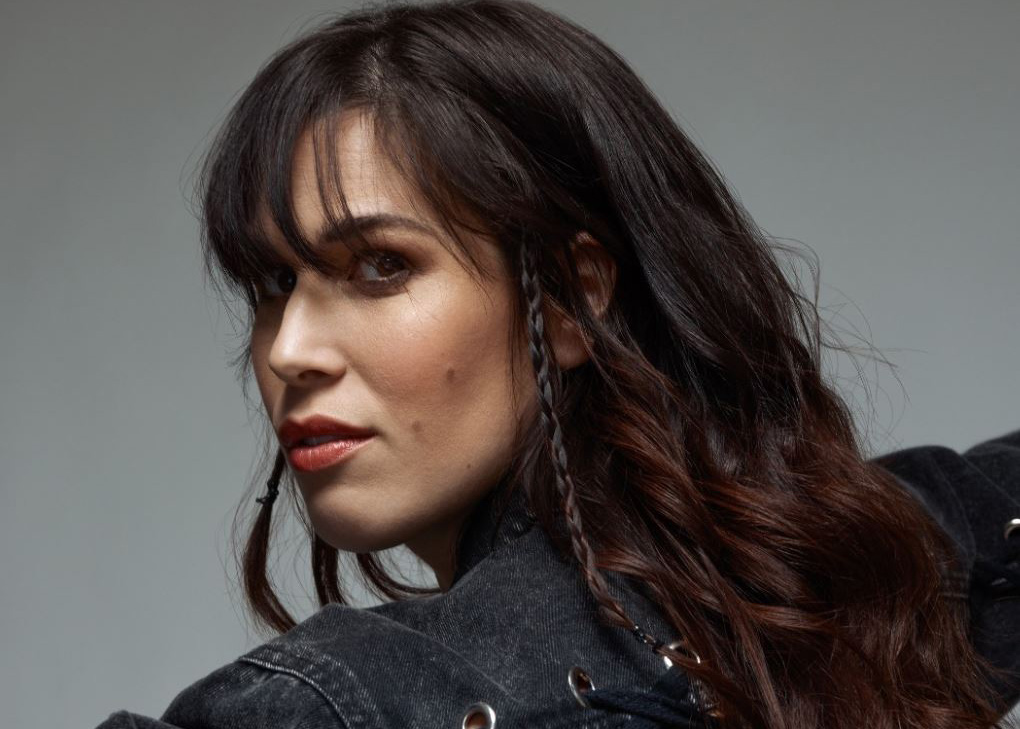 Melissa Maya Falkenberg en couple avec cet écrivain populaire!