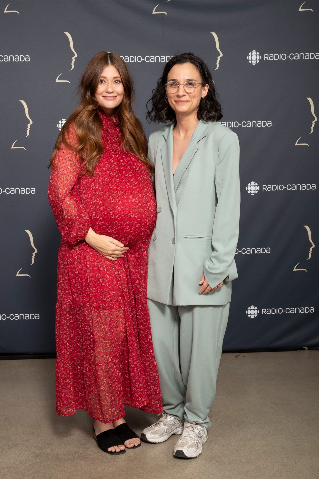 À quelques jours d'accoucher, Katherine Levac dévoile de superbes ...