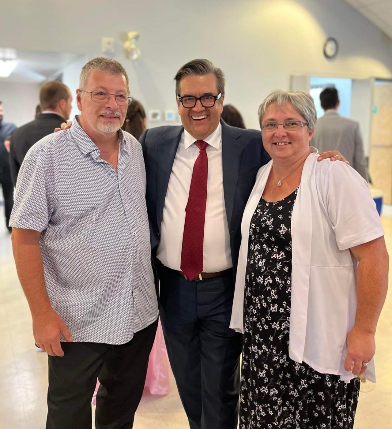 Denis Coderre partage de magnifiques photos du mariage de son fils
