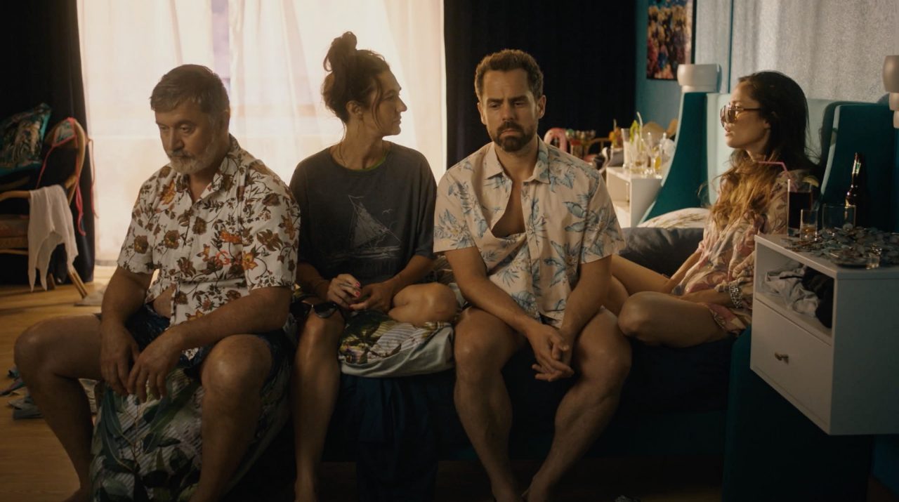 Cet acteur bien connu se joint à la distribution d'Entre deux draps dès ...