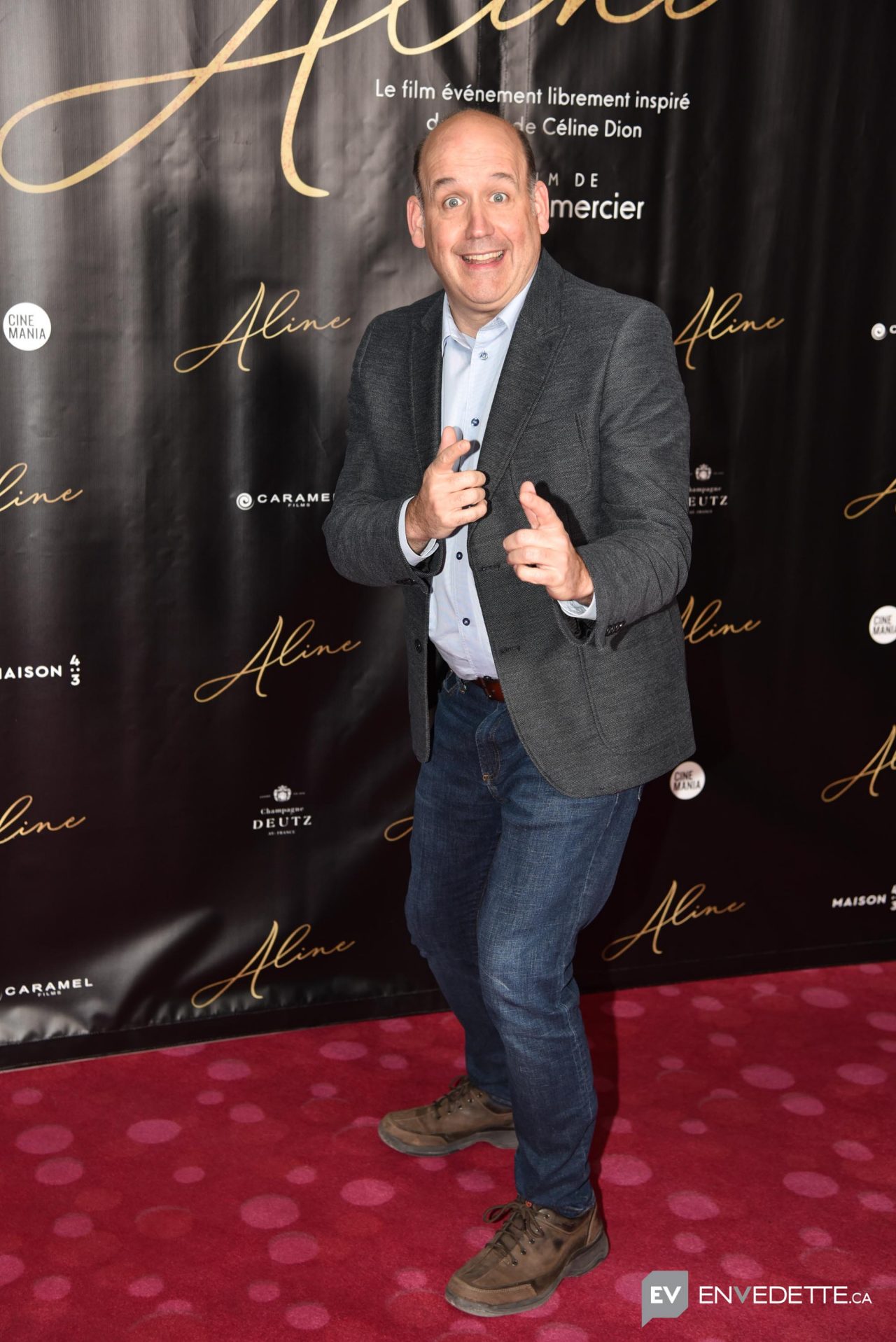 ENTREVUE: Antoine Vézina nous révèle tout sur son temps des Fêtes!