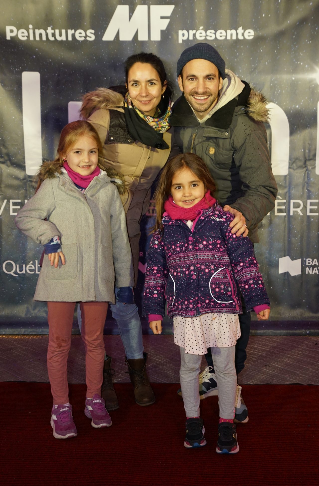 La famille Groulx rayonne sur le tapis rouge d'Illumi