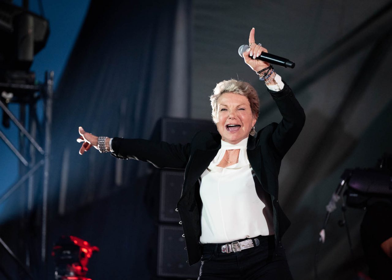 Photos: Marjo enflamme l'International des Montgolfières!