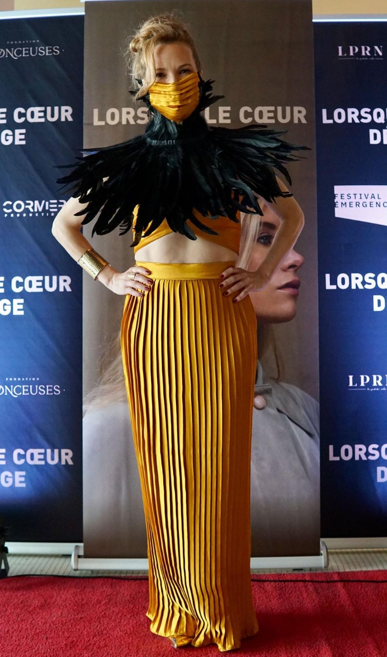 Une première masquée et glamour pour Lorsque le coeur dérange