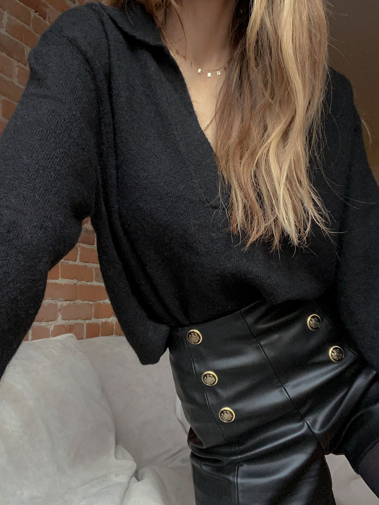 Comment reproduire les looks des Fêtes de Julie-Anne Ho