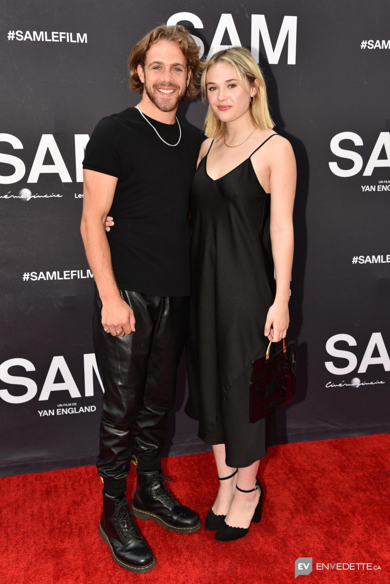 15 adorables photos d'Emi Chicoine et son amoureux connu