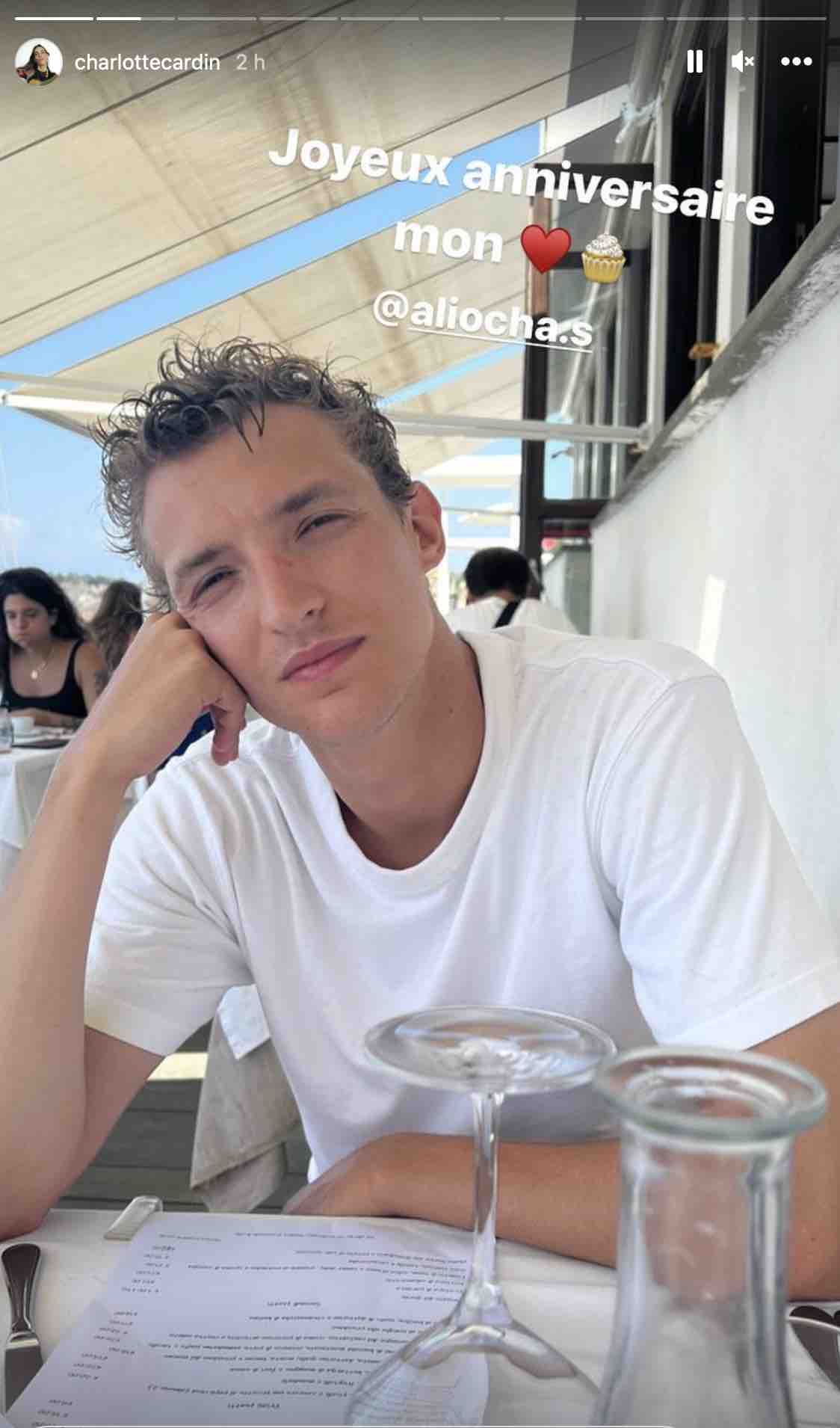 Charlotte Cardin souligne l'anniversaire de son chum avec d'adorables ...